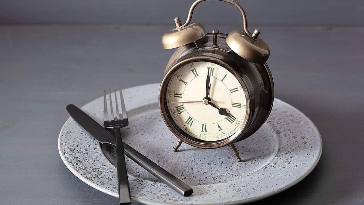 Weight Loss and Health Benefits of Intermittent Fasting - Brynna Connor MD